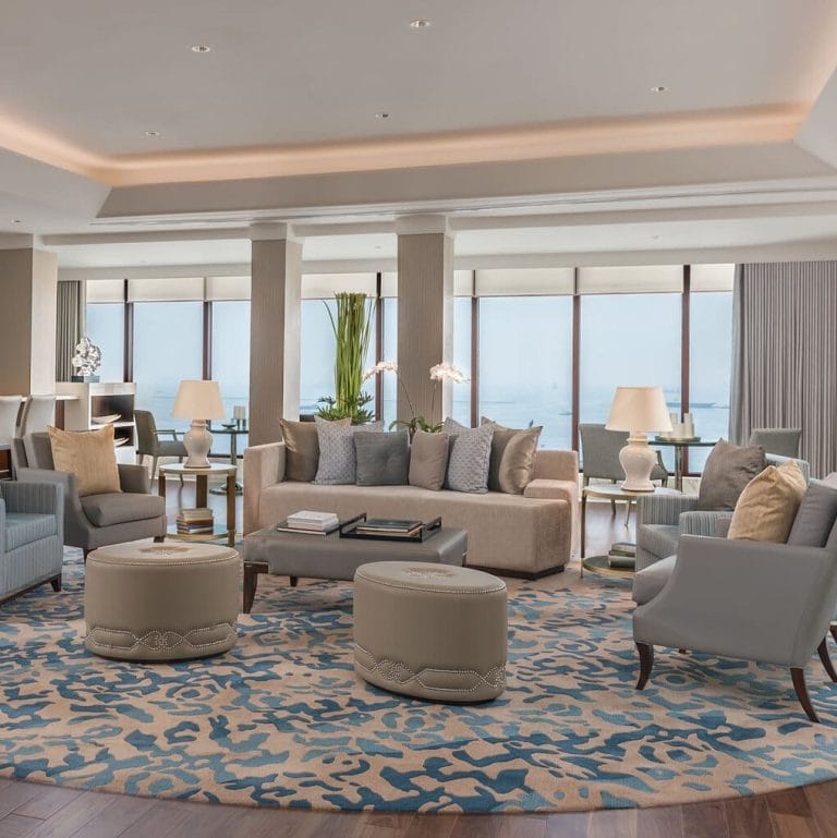 Unparalleled Luxury at the Presidential Suite - The Manila Hotel
